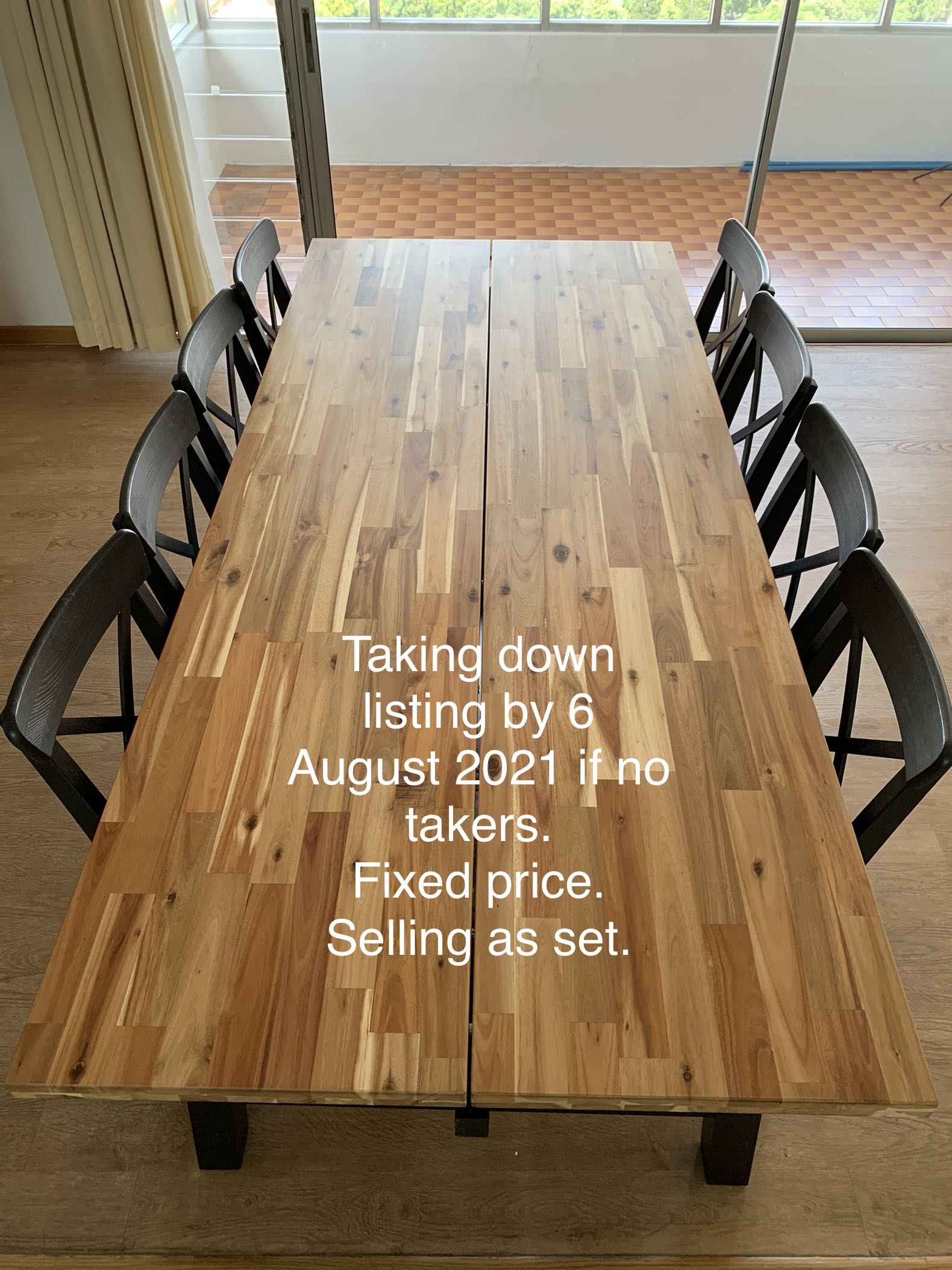 Acacia wood long dining table & 6 matching country-style chairs ...