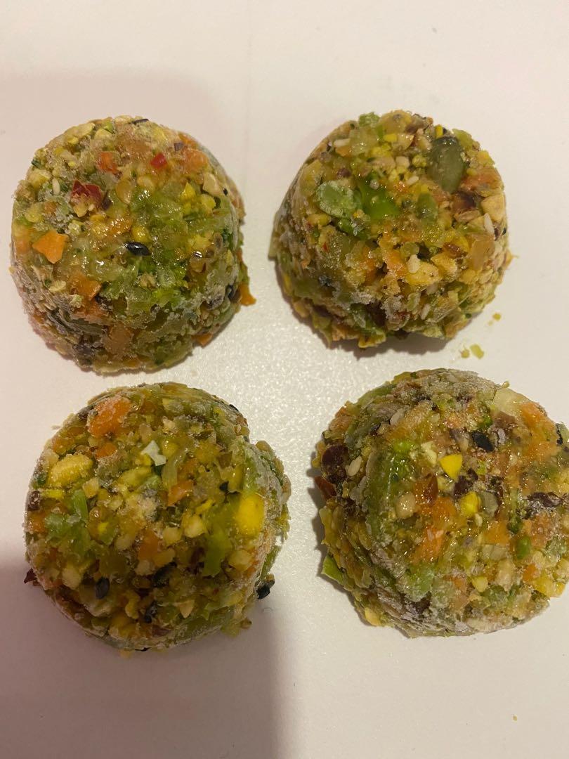 Fresh Bird Chop for Parrots / Conures / Macaws, Pet Supplies, Pet Food ...