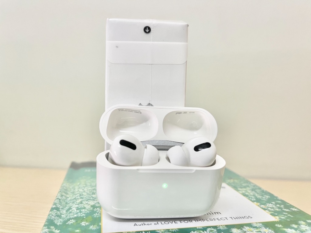 Brand New Earpods Pro 2021 from Hongkong, Audio, Earphones on Carousell