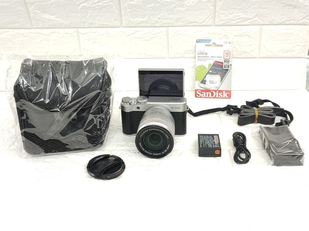 Fujifilm Xa10 Flipscreen Wifi Mirrorless Camera, Photography, Cameras ...