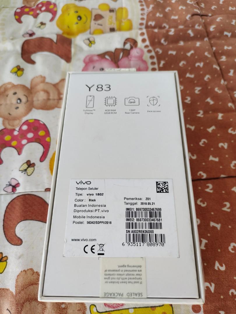 Kardus vivo Y83 komplit dengan buku panduan nya, Telepon Seluler ...