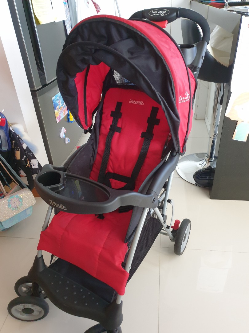 Kolcraft Cloud Plus Lightweight Stroller with 5-Point Safety System and ...