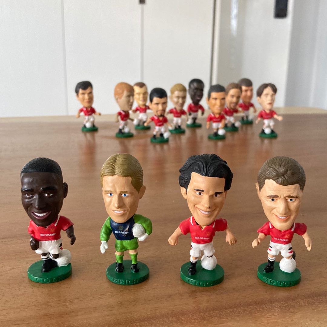 Manchester United Legends Retro Vintage Figurines incl. Neville ...