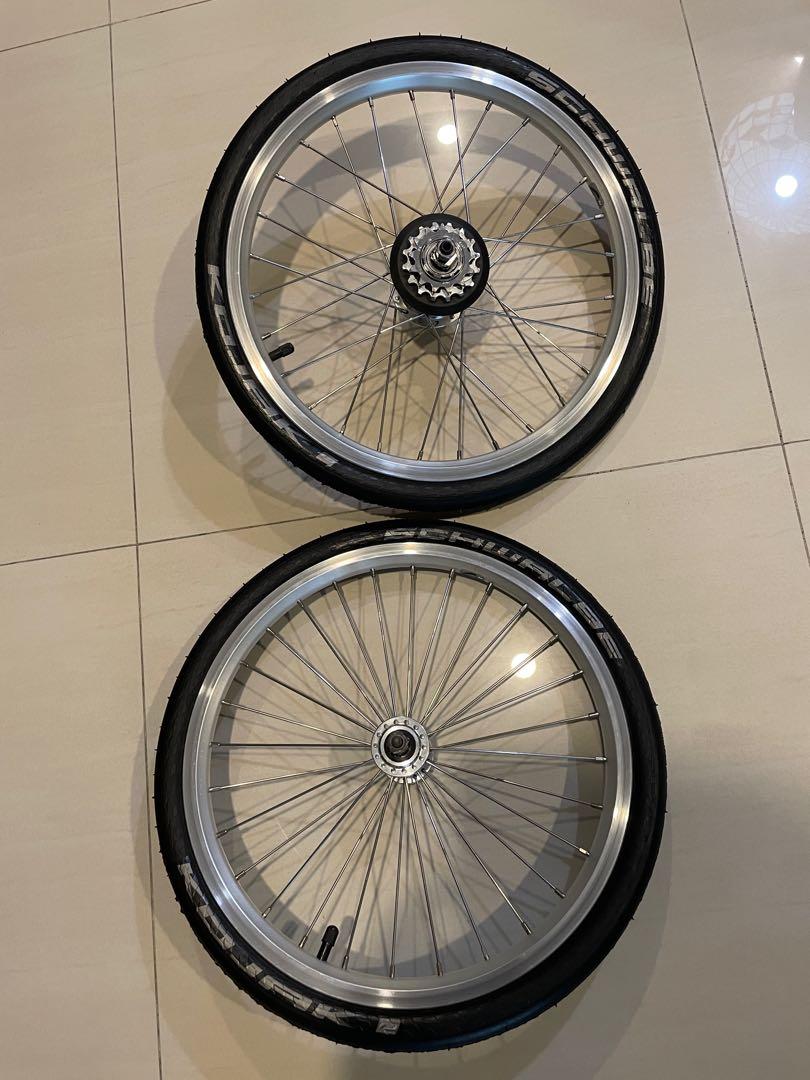 Original Brompton chrome wheel set. 6 speed. Bundled with black ...