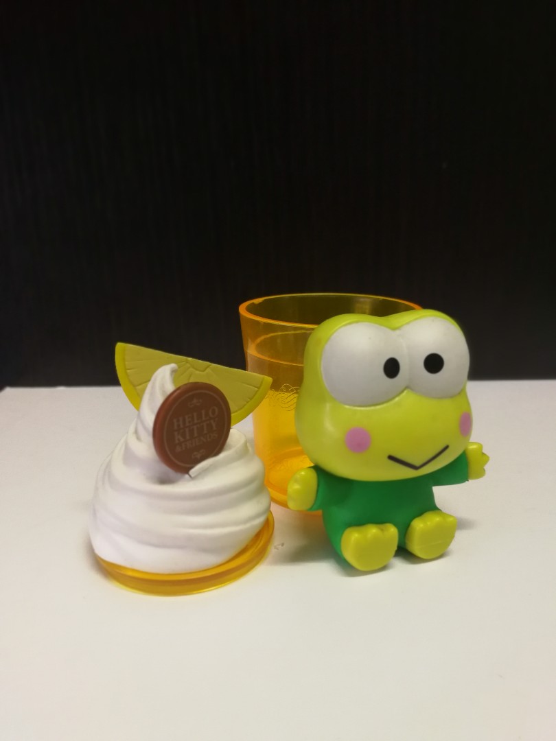 Sanrio characters - Keroppi figure, 興趣及遊戲, 玩具 & 遊戲類 - Carousell