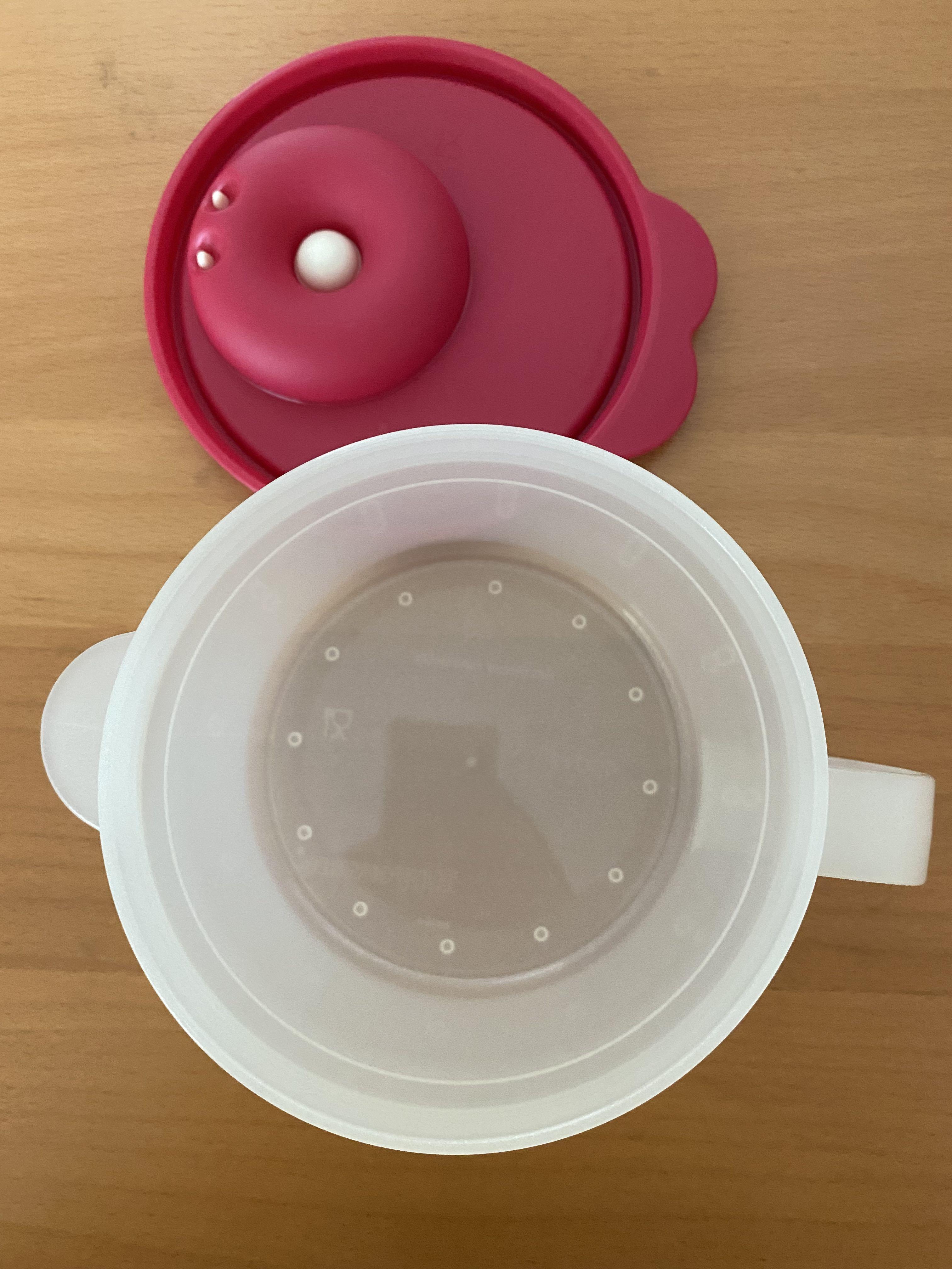 Tupperware microwaveable soup mug, Furniture & Home Living, Kitchenware ...