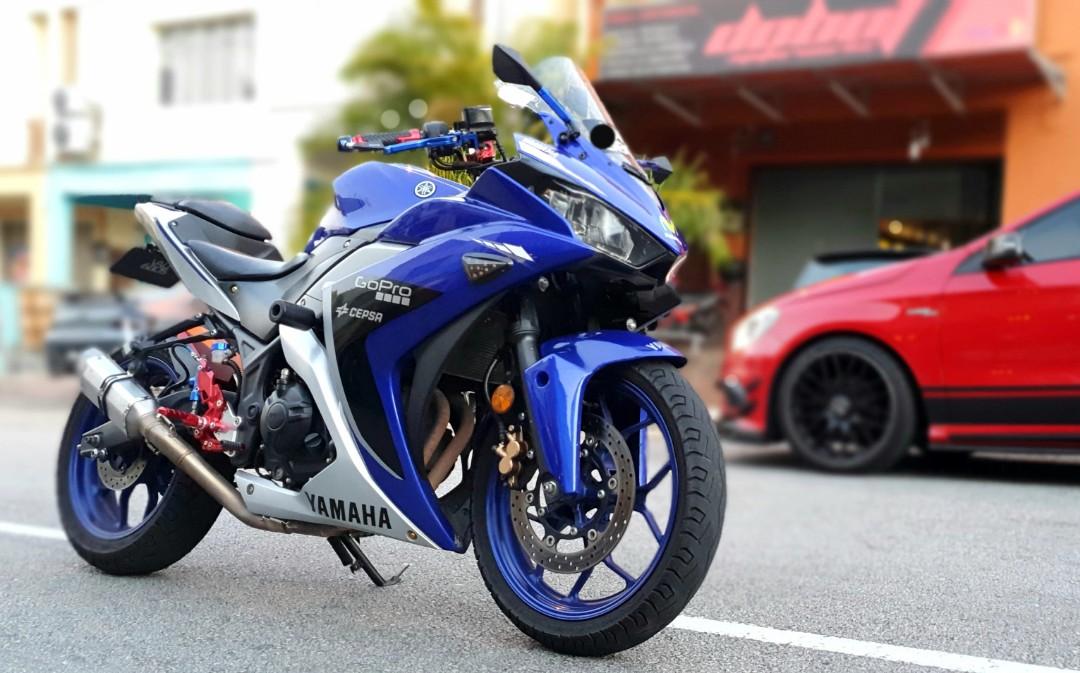 Yamaha R25 Blue fully loaded 2017, Motorbikes on Carousell