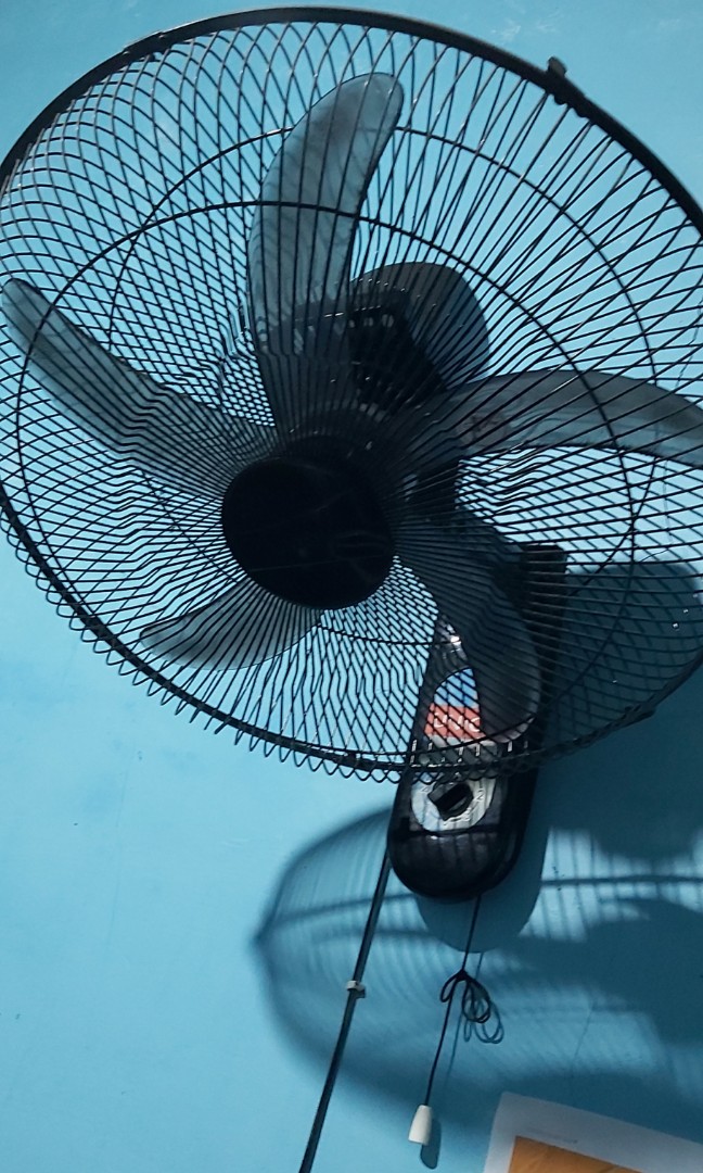 18" Union Wall Fan, Furniture & Home Living, Lighting & Fans, Fans on ...