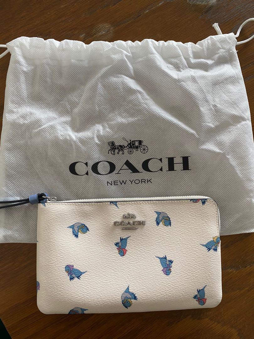 Coach wristlet (Disney Cinderella collection), Women's Fashion, Bags ...