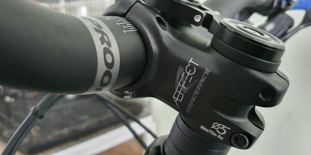 Nukeproof Neutron bar and Race Aeffect Stem (35mm diameter), Sports ...