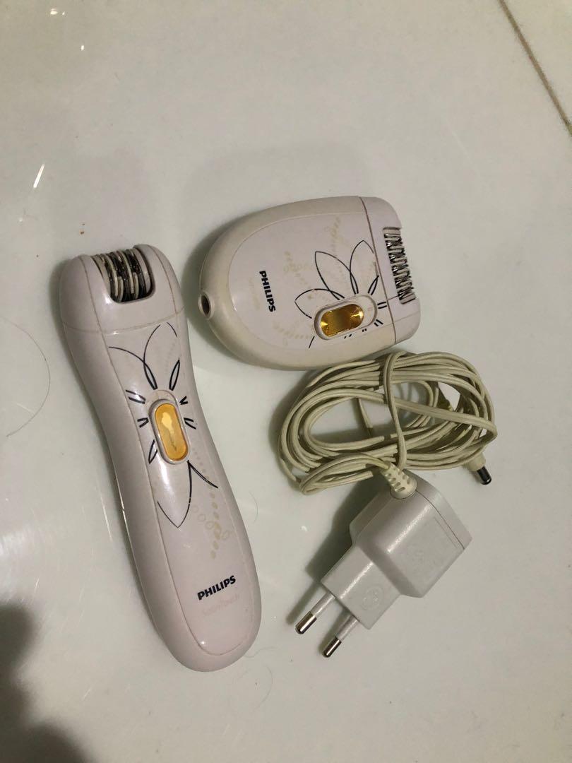 Philips epilator, Beauty & Personal Care, Hands & Nails on Carousell