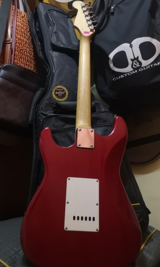 RJ Skycaster Electric Guitar, Hobbies & Toys, Music & Media, Musical ...