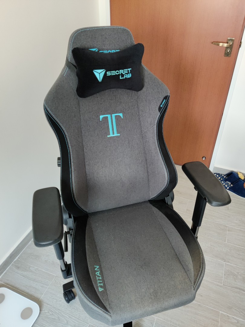 Secretlab Titan Softweave 2021 Charcoal Blue, Furniture & Home Living ...