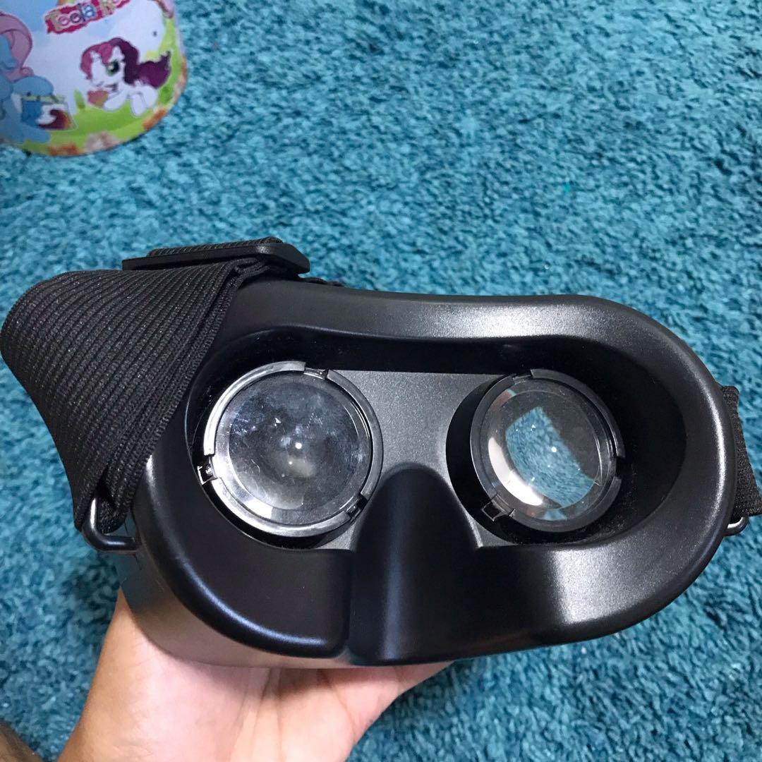 TYPO virtual reality headset, Video Gaming, Gaming Accessories, Virtual ...