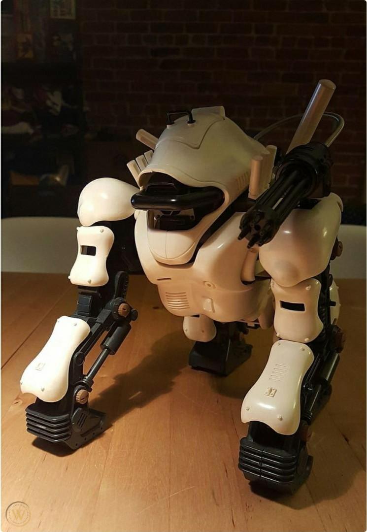 ZOIDS WAVE GOREM PANZER TIER 1:20 scale TOMY Plastic model (unbuild ...