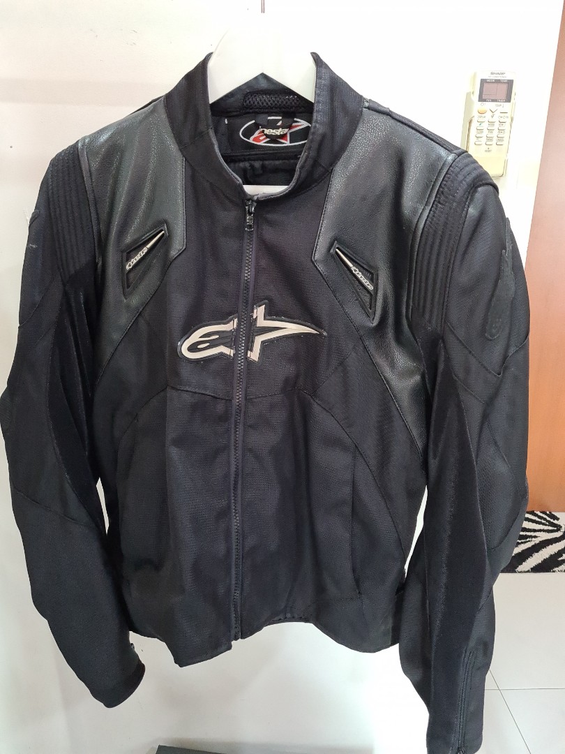 Alpine Star riding jacket, Motorcycles, Motorcycle Apparel on Carousell