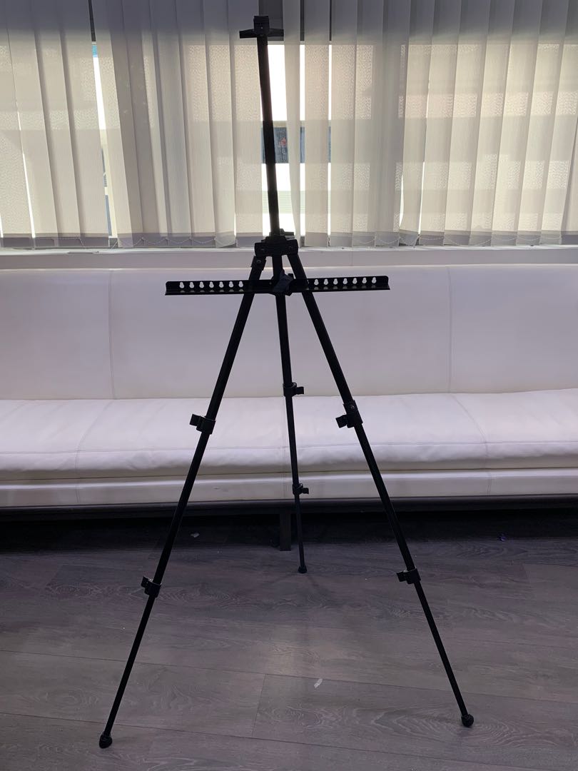 Black Easel Stand for photos / posters, Photography, Photography ...