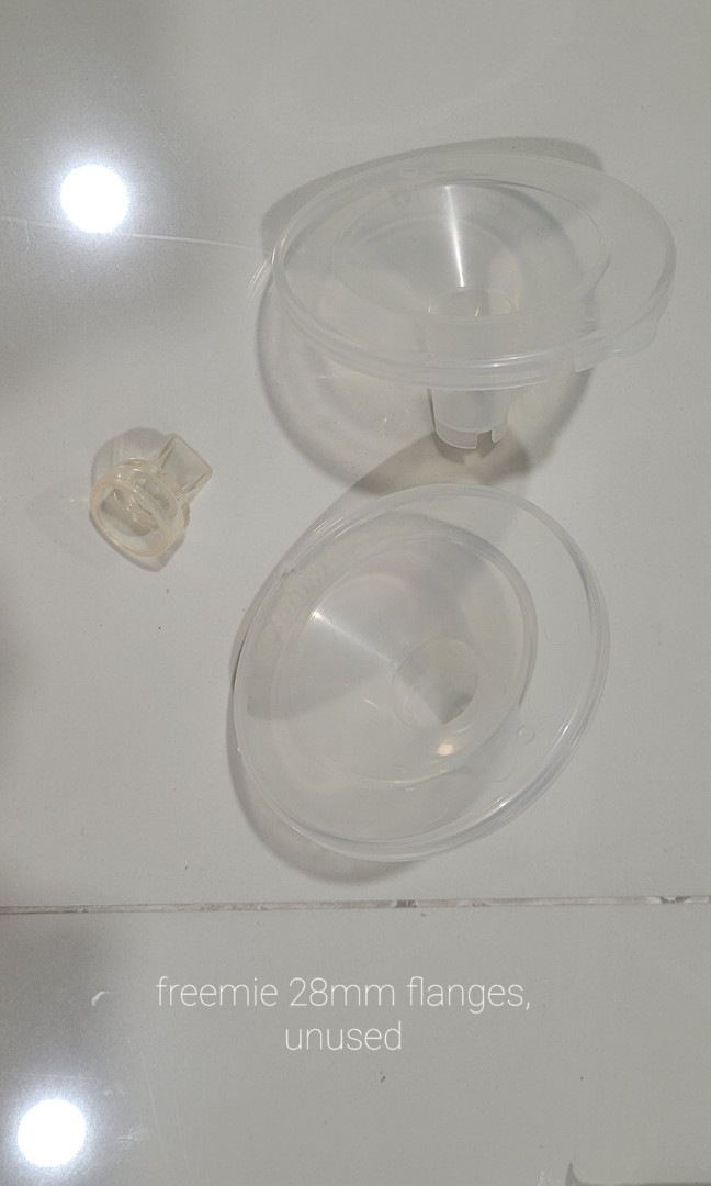 Freemie 28mm flange, Babies & Kids, Nursing & Feeding, Breastfeeding ...