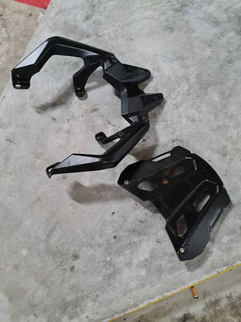 Honda ADV 150 rack, Motorcycles, Motorcycle Accessories on Carousell
