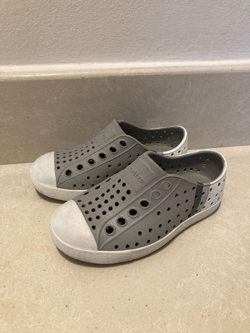 Native Jefferson Grey Block Gradient C7, Babies & Kids, Babies & Kids ...