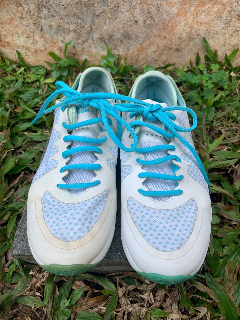 Nike Biru Putih, Fesyen Wanita, Sepatu di Carousell