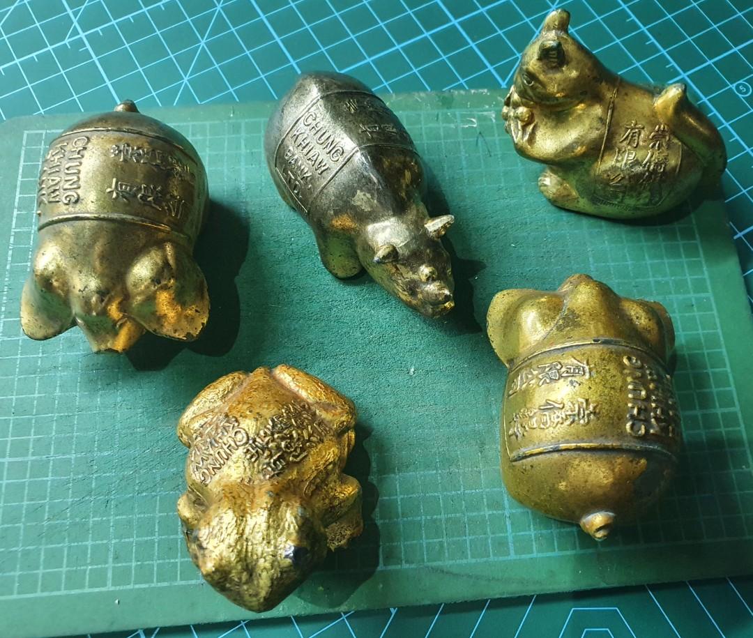 Rare 1960s Chung Khiaw Bank Animal Paperweights, Hobbies & Toys ...