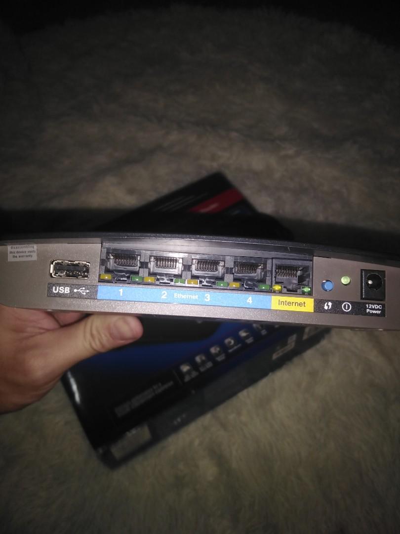 Router LinkSys E3200, Computers & Tech, Parts & Accessories, Networking ...