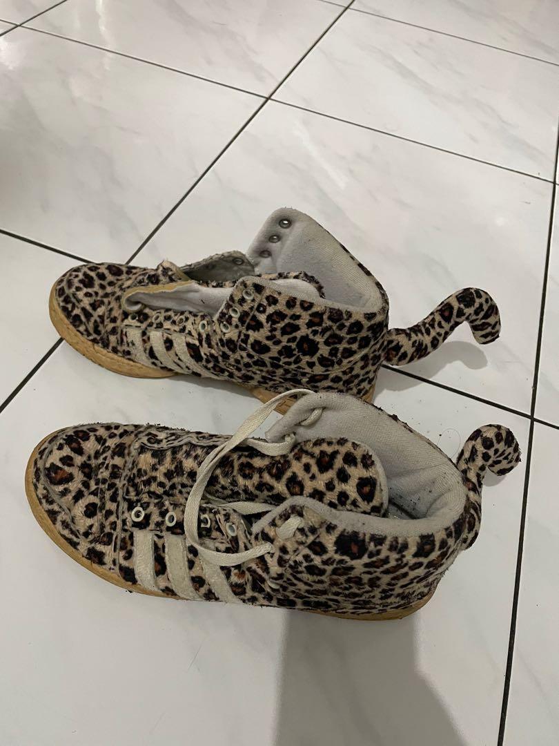 Sepatu macan + tails #BrandSale, Fesyen Wanita, Sepatu di Carousell