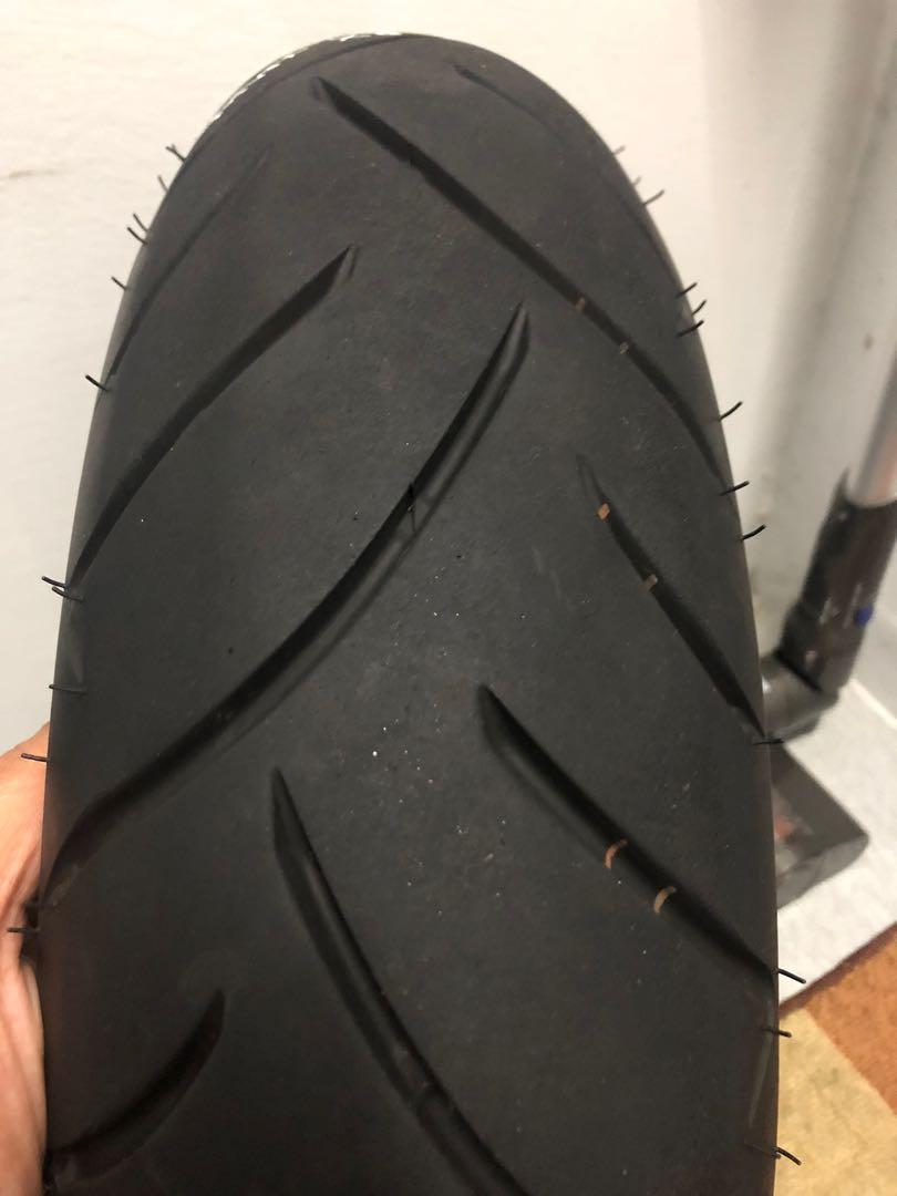 Tayar Xmax 250 original kilang, Auto Accessories on Carousell