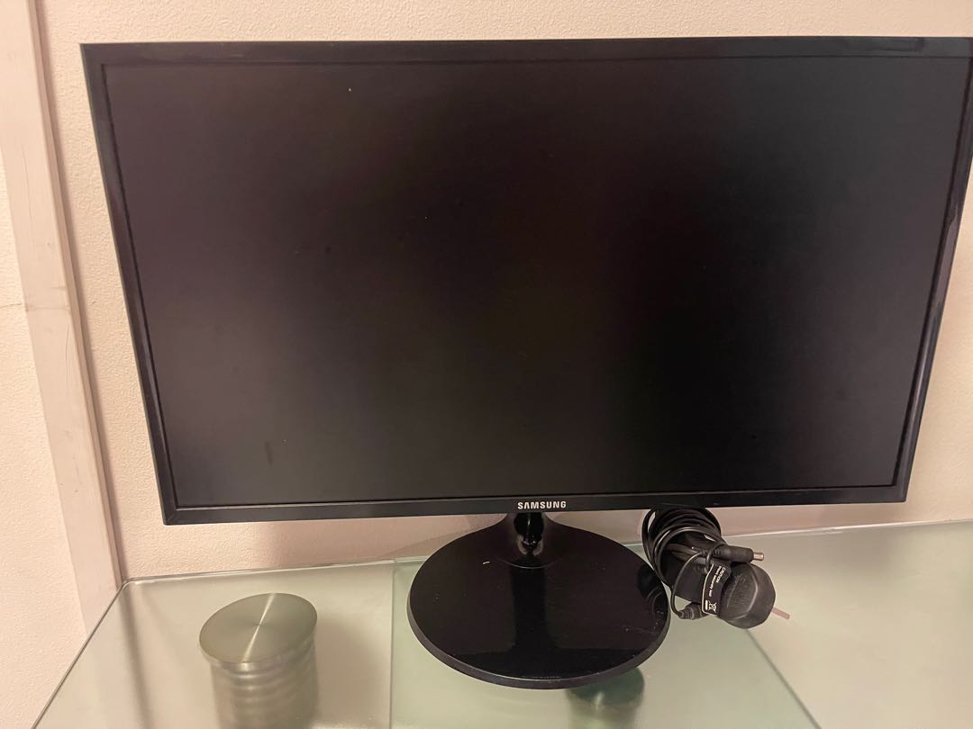 Used Samsung monitor 24 inch, Computers & Tech, Parts & Accessories ...