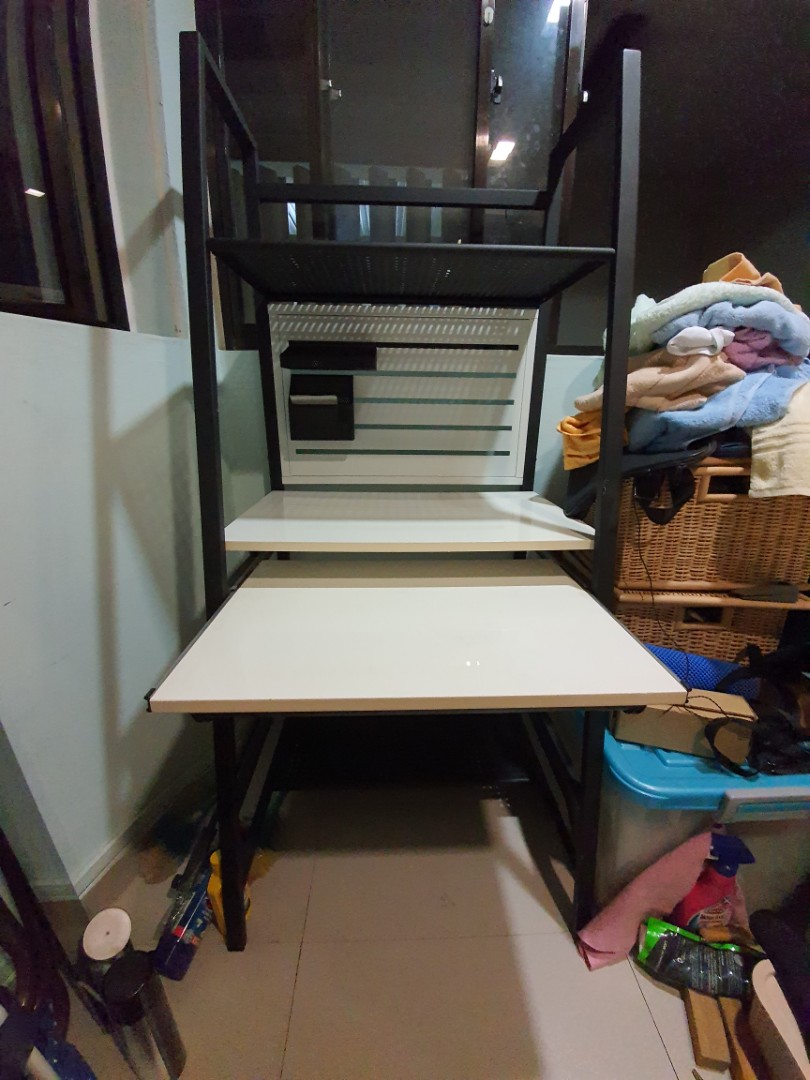 V-hive computer table, Furniture & Home Living, Furniture, Tables ...