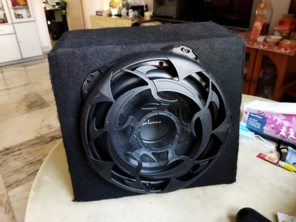 Volcano Audio Subwoofers with Box Kit Car Van Vehicle Audio System ...