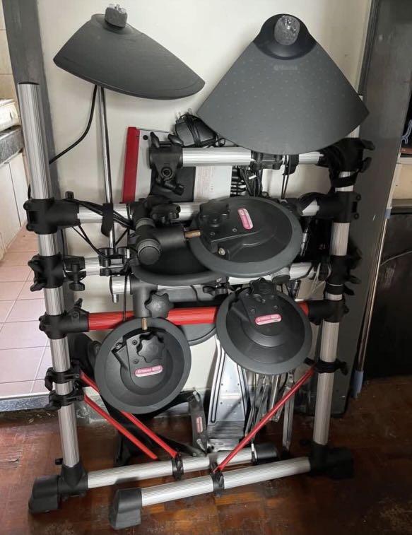 Yamaha electronic drum set dtxpress III 電子鼓, 興趣及遊戲, 音樂、樂器 & 配件, 樂器 ...
