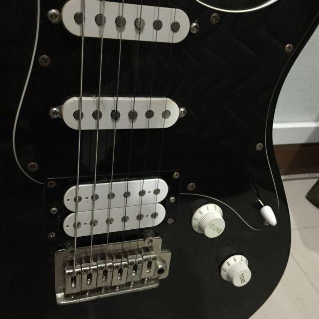 Yamaha Pacifica 412v made in Korea electric guitar, Hobbies & Toys ...