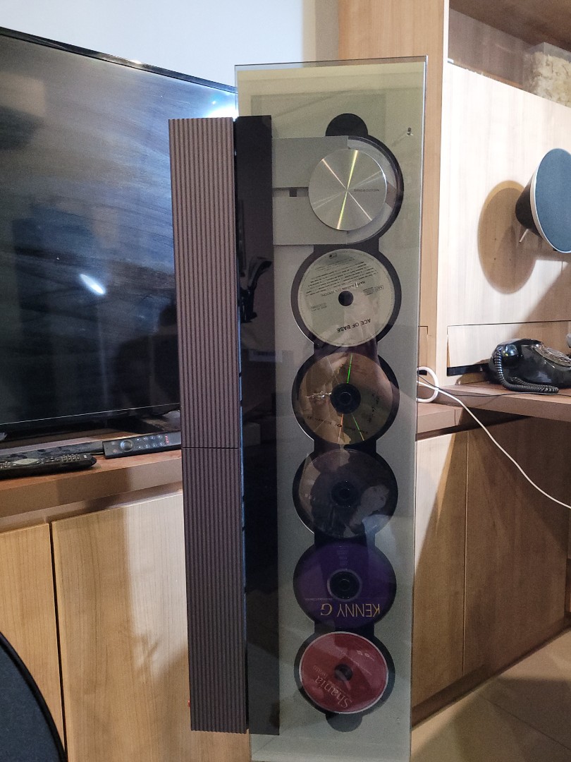 Bang Olufsen Beosound 9000 6CD player, TV & Home Appliances, TV ...