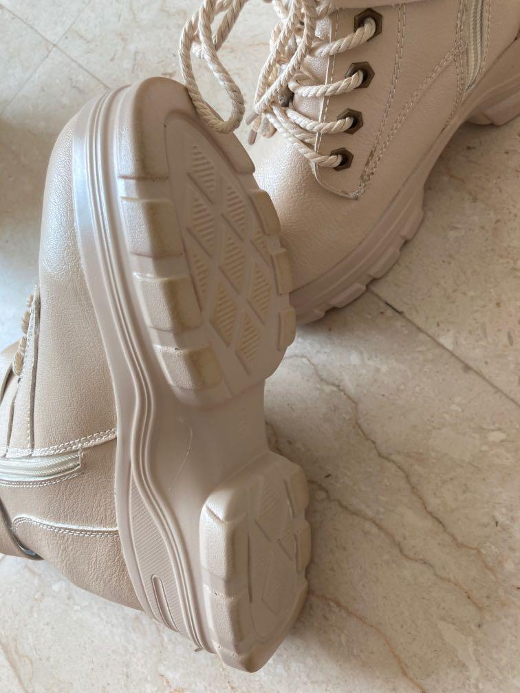 Beige platform boots, Women's Fashion, Footwear, Boots on Carousell