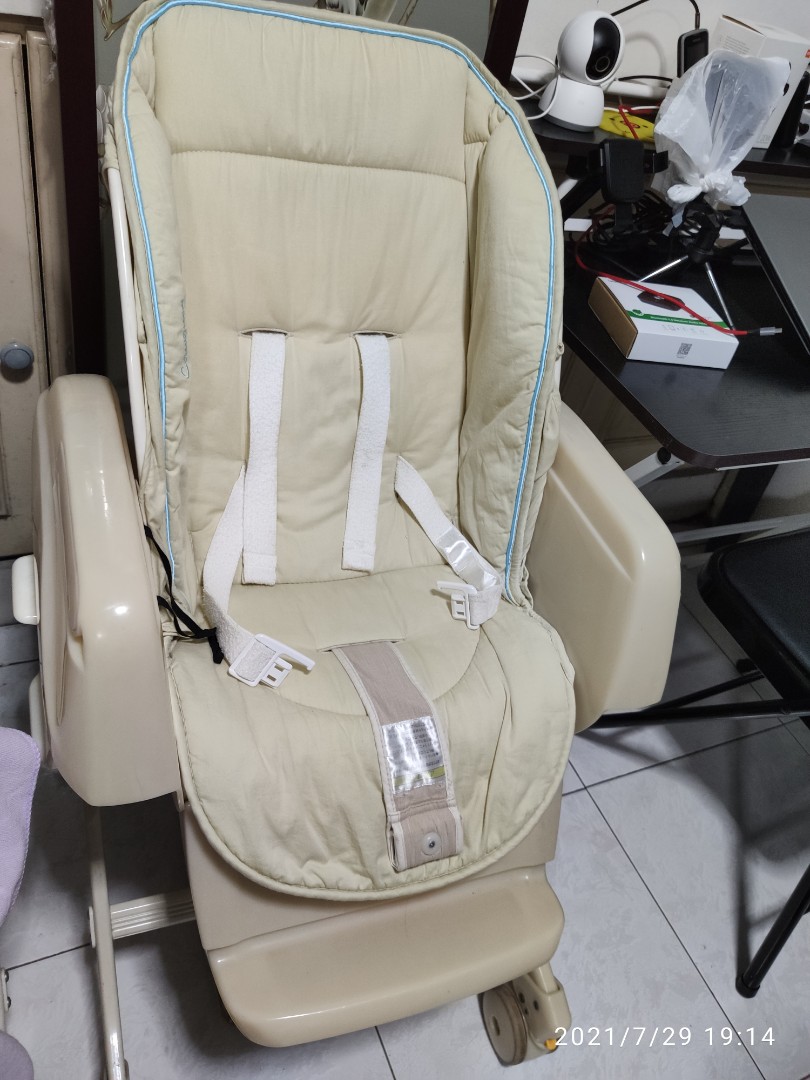 Combi Auto.Swing Hi/Low Chair, Babies & Kids, Nursing & Feeding, Baby ...