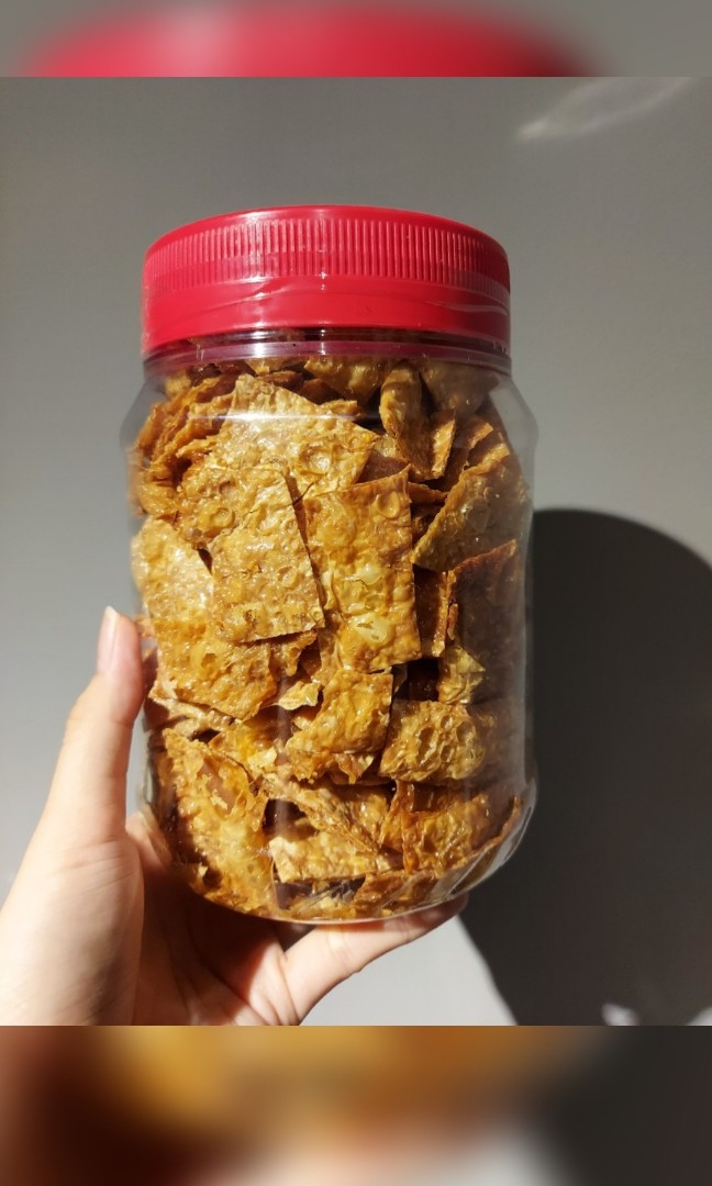 Fried Vegetarian Goose (Zai Er/ 齊鹅), Food & Drinks, Local Eats on Carousell