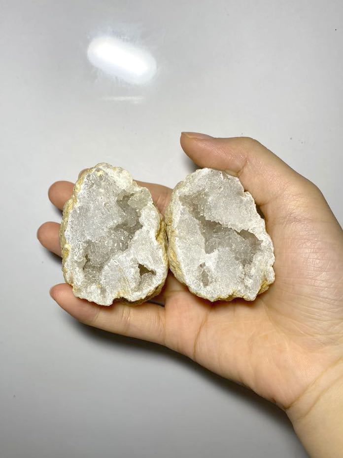 geodes, Women's Fashion, Jewelry & Organisers, Precious Stones on Carousell