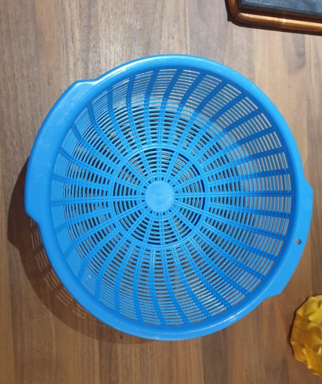 Large Plastic Colander, Furniture & Home Living, Kitchenware ...