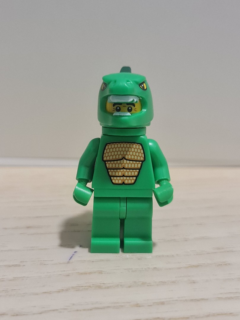 Lego Series 5 Lizard Guy Minifigure, Hobbies & Toys, Toys & Games on ...