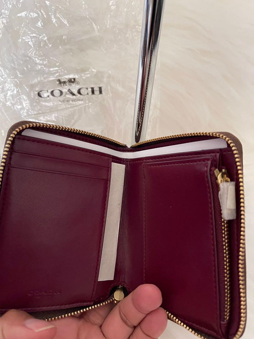Limited Edition Coach Short Wallet-Graffiti, Women's Fashion, Bags ...