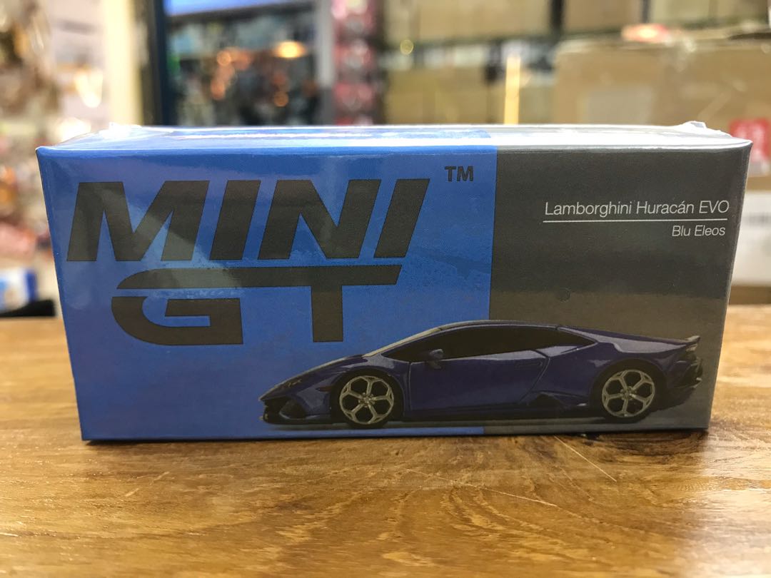 MINI GT #229 Lamborghini Huracán EVO Blu Eleos, 興趣及遊戲, 玩具 & 遊戲類 - Carousell