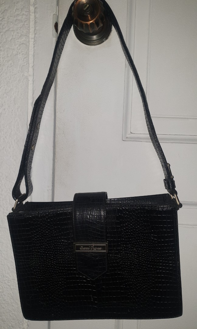 Chantel Thomas, Women's Fashion, Bags & Wallets, Shoulder Bags on Carousell