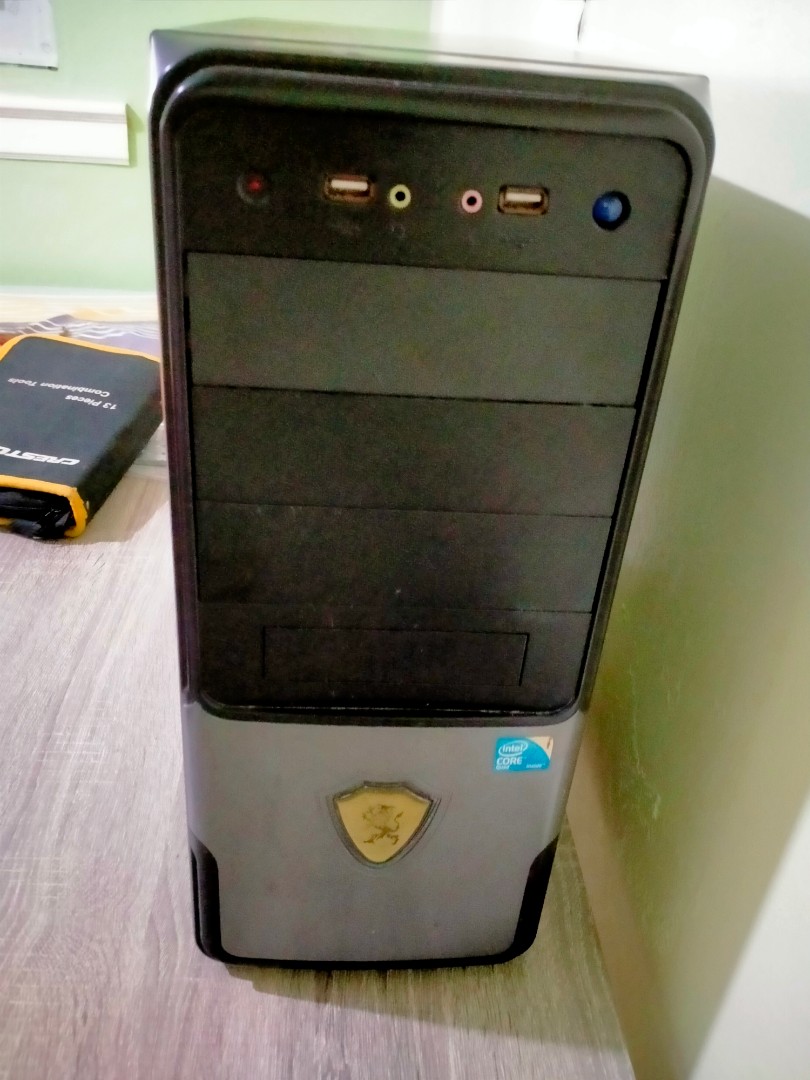 Cpu case no side panel, Computers & Tech, Desktops on Carousell