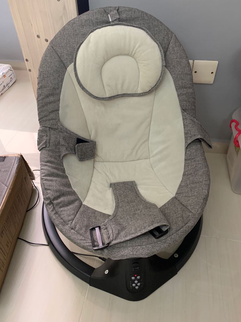 Electric baby rocker, Babies & Kids, Baby Nursery & Kids Furniture ...