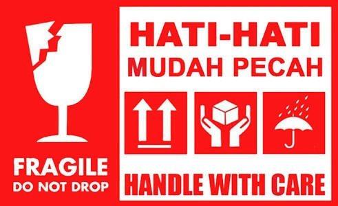 Fragile Sticker Tempelan Packet Kekinian, Buku & Alat Tulis, Buku di ...