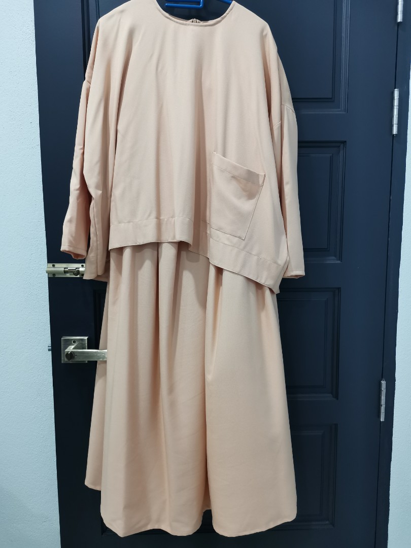 Ge. Classic Daisy Suit, Women's Fashion, Muslimah Fashion, Baju Kurung ...