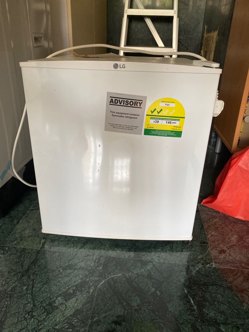 LG Mini fridge, TV & Home Appliances, Kitchen Appliances, Refrigerators ...