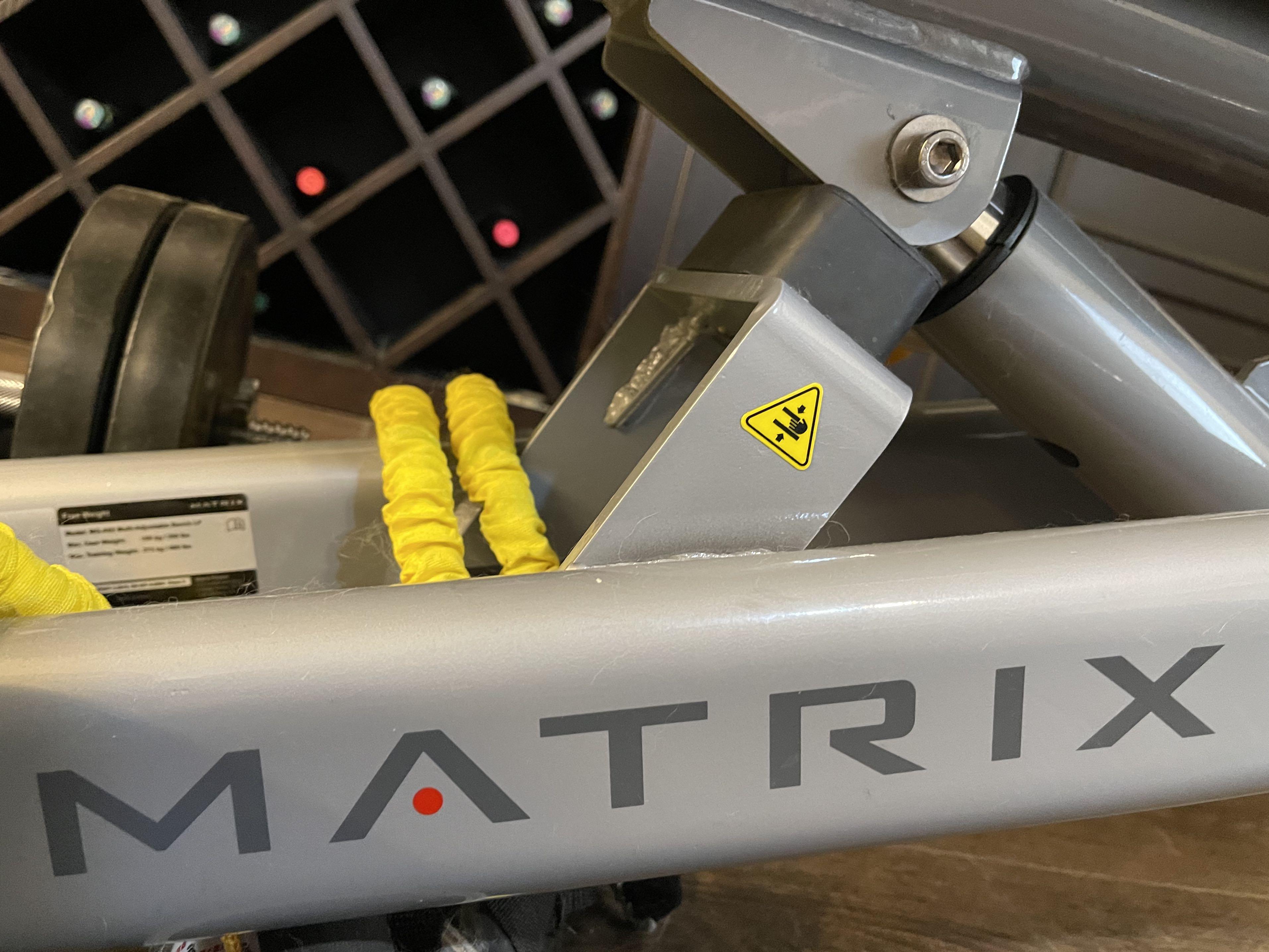 Matrix Gym櫈 gym椅, 運動產品, 運動與健身, 運動與健身 - 有氧健身器材 - Carousell